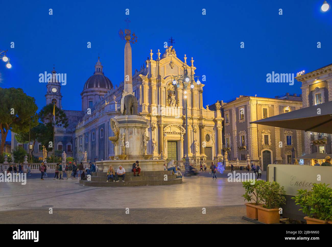 Piazza Duomo, Catania, Catania province, Sicily, Italy Stock Photo - Alamy