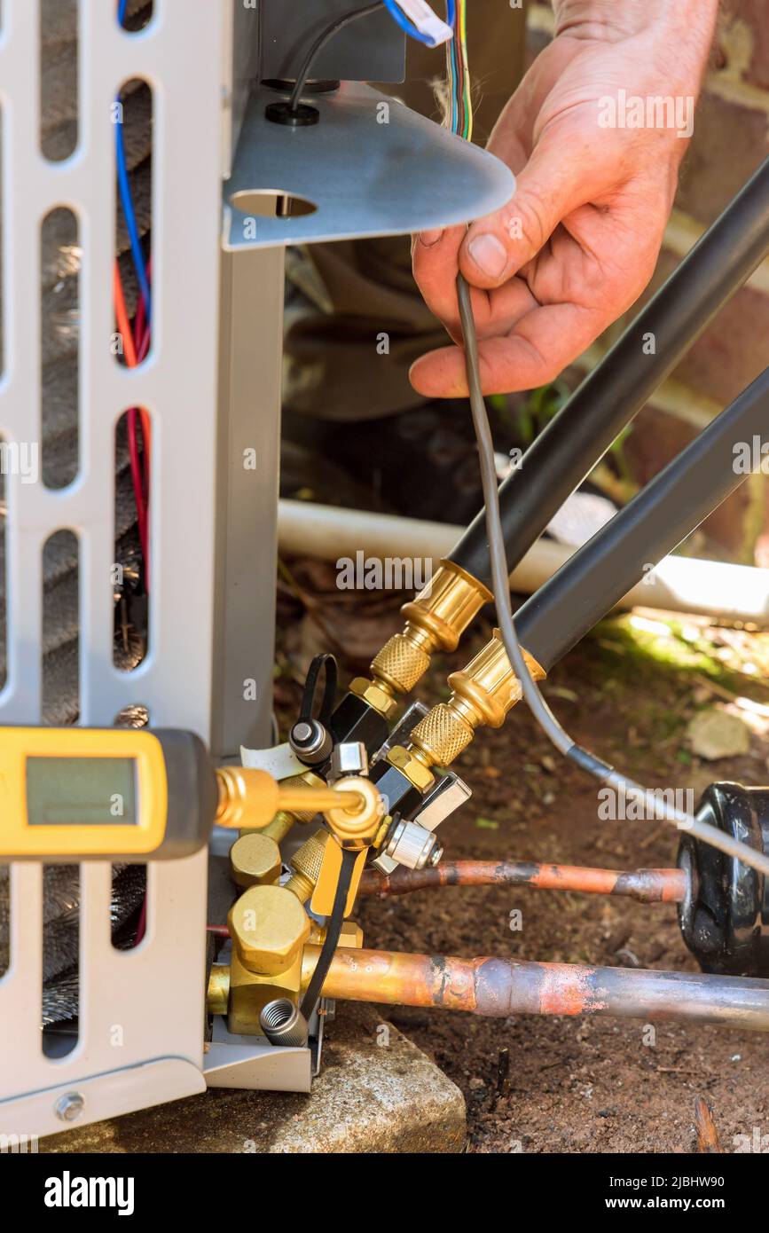 Outdoor ac unit hi-res stock photography and images - Alamy