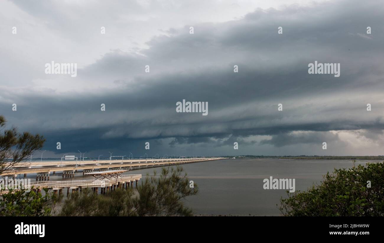 Storm rolling in over Brisbane Stock Photo - Alamy