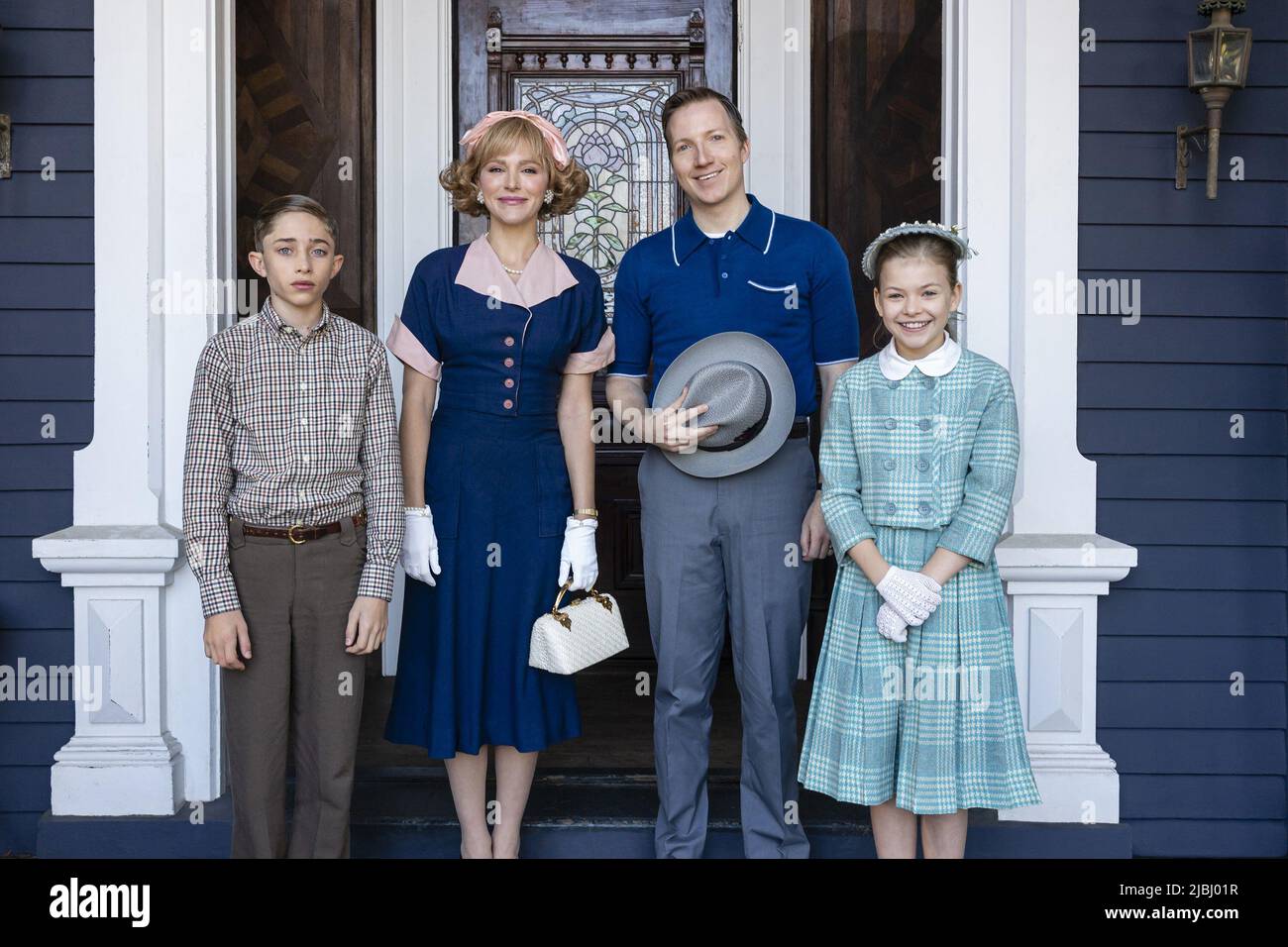 STRANGER THINGS, starting 2nd from left: Tyner Rushing, Kevin L ...