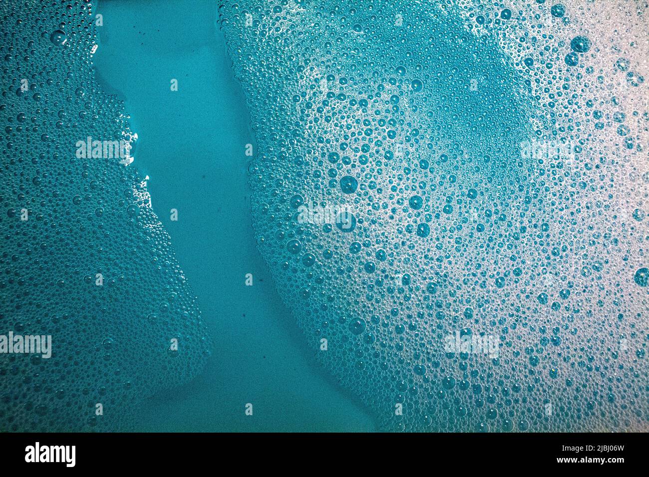 Fabric, Dye, Water and Bubbles Stock Photo - Alamy