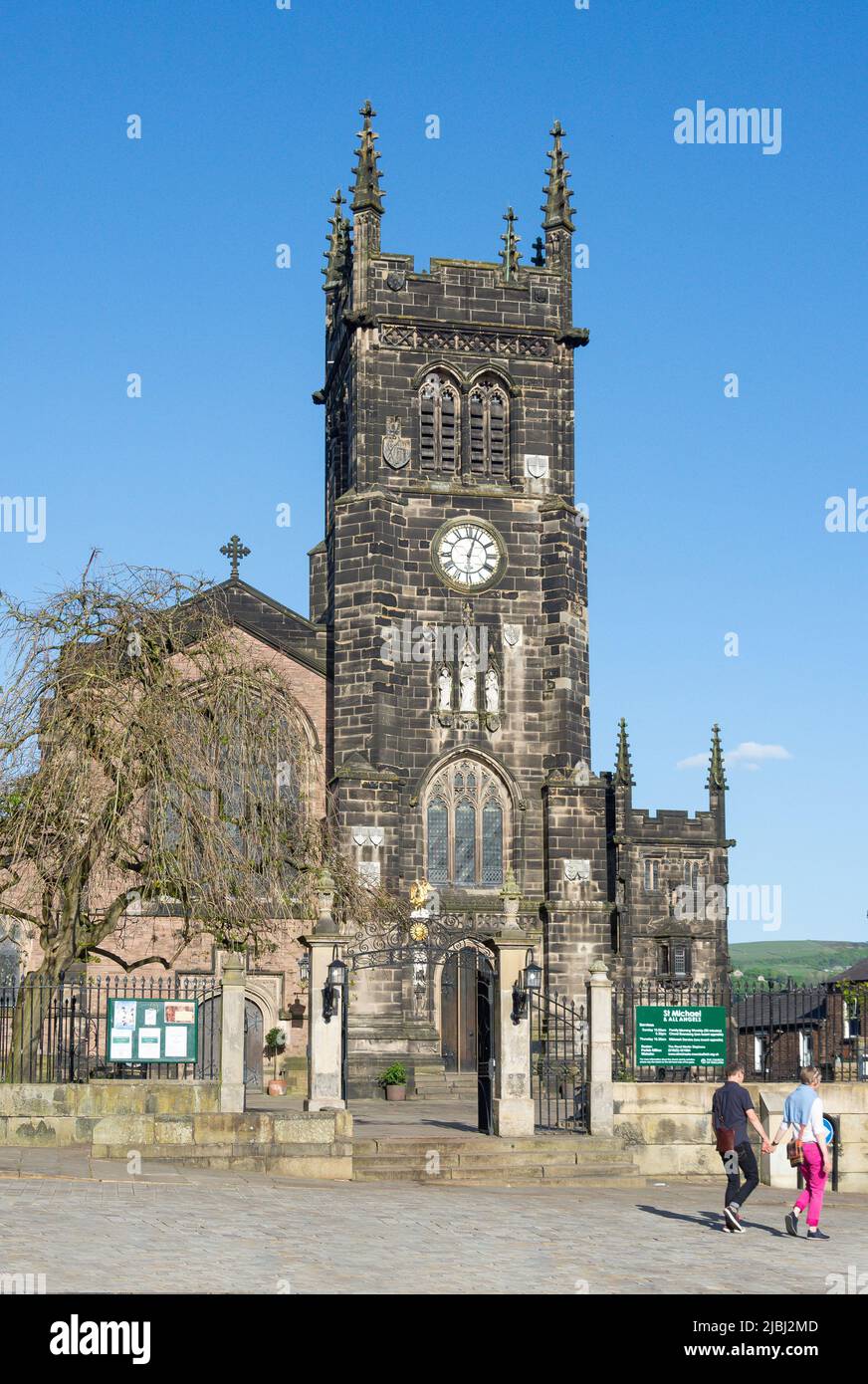 Local parish tower couple square st michaels church market plac hi-res ...