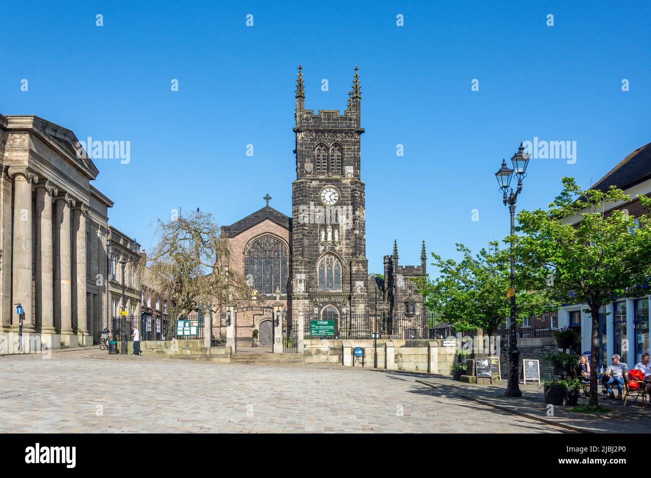Macclesfield town centre cheshire england hi-res stock photography and ...