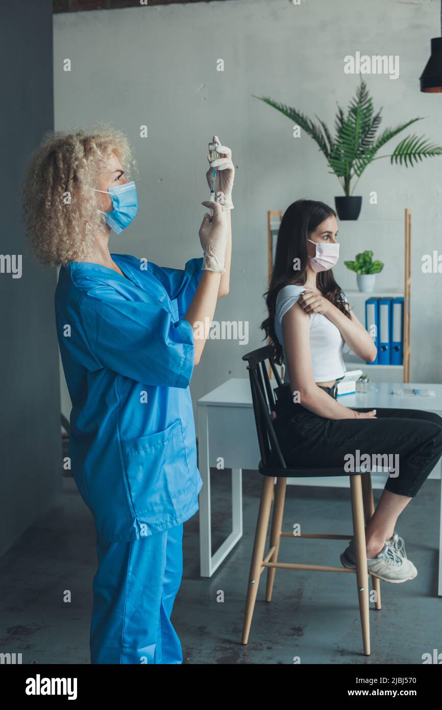 Medical laboratory nurse preparing test hi-res stock photography and ...