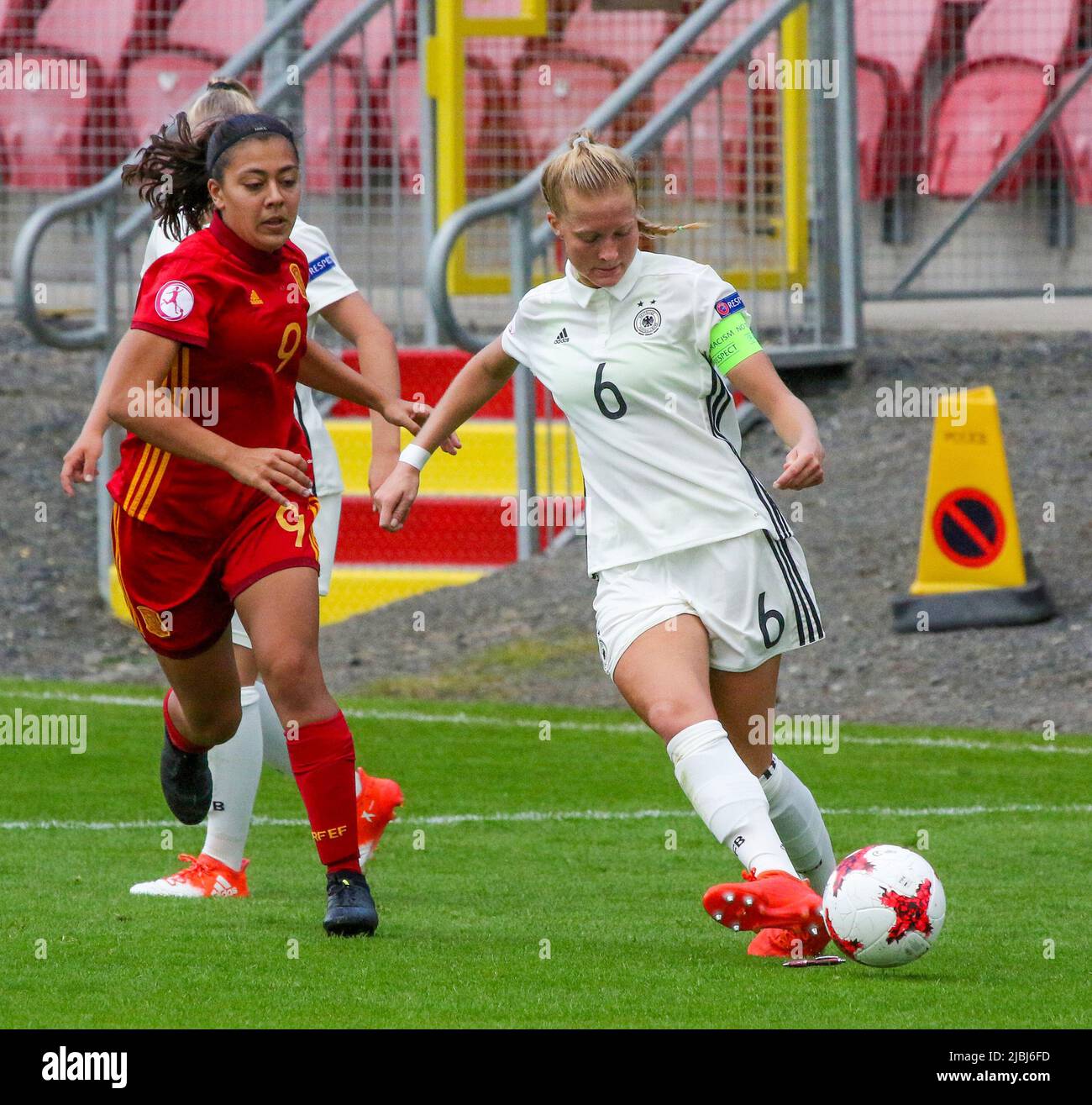 Janina minge footballer hi-res stock photography and images - Alamy