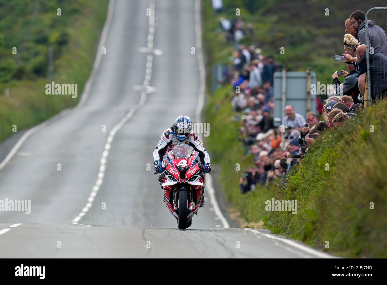 Douglas, Isle Of Man. 19th Jan, 2022. Ian Hutchinson (1000 BMW ...