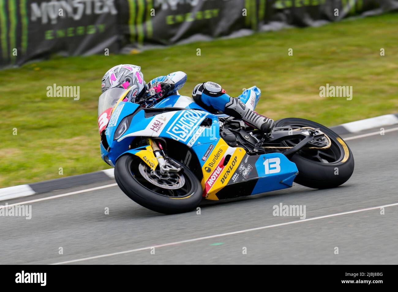Douglas, Isle Of Man. 19th Jan, 2022. Lee Johnston (1000 BMW ...