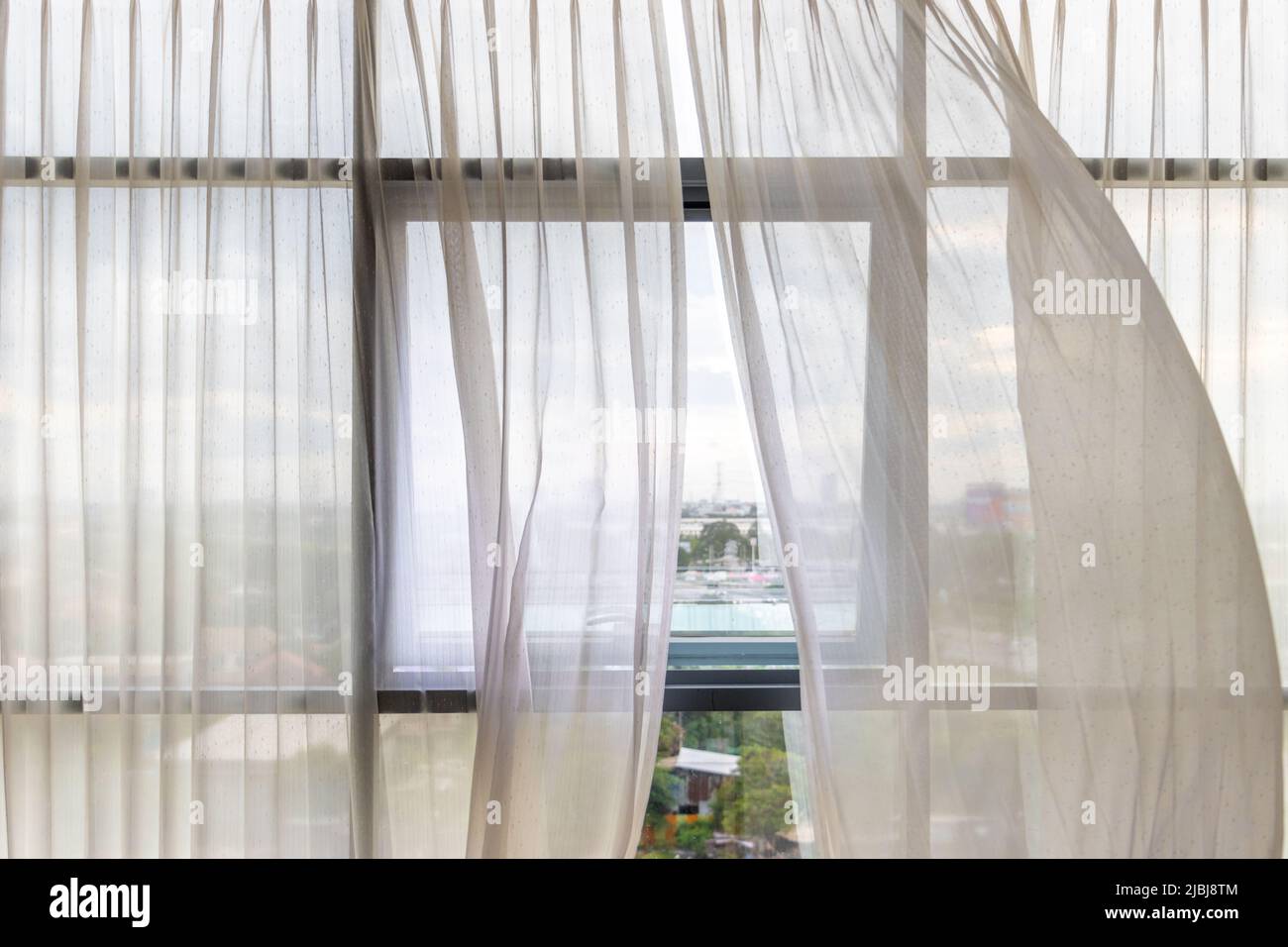 Transparent curtain wall hi-res stock photography and images - Alamy