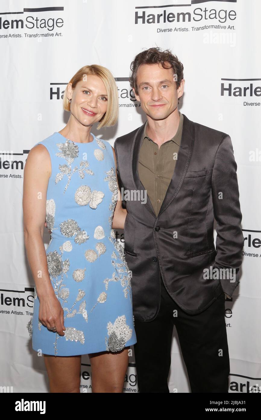 Hugh Dancy Claire Danes 2022