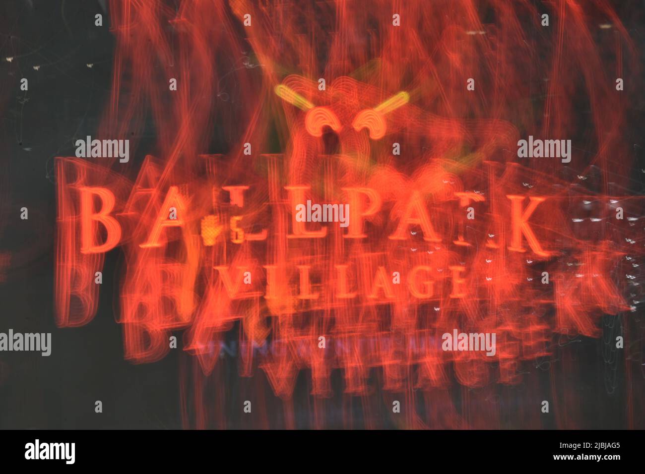 Downtown St. Louis featuring the world famous Gateway Arch along the ...