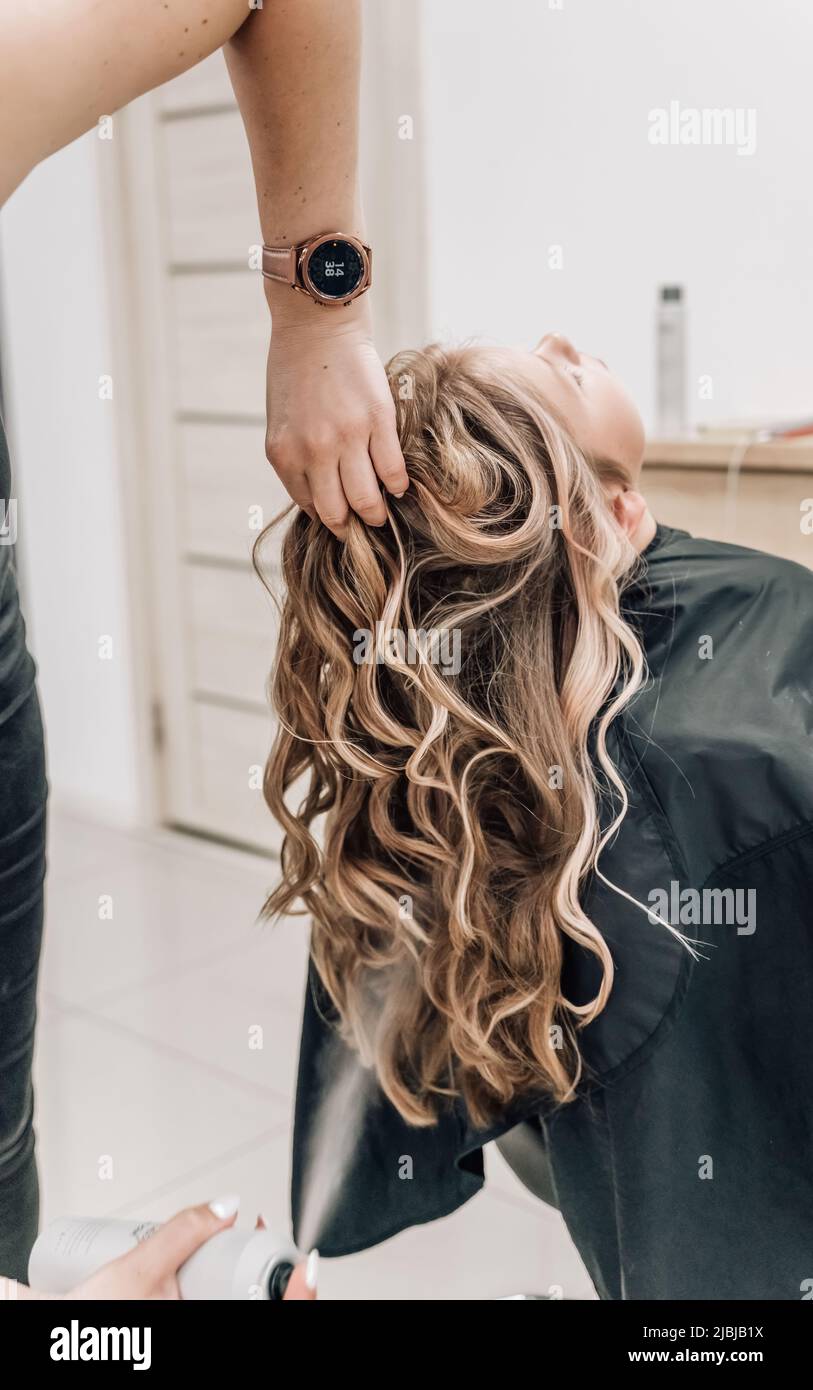 Chic styling hi-res stock photography and images - Alamy