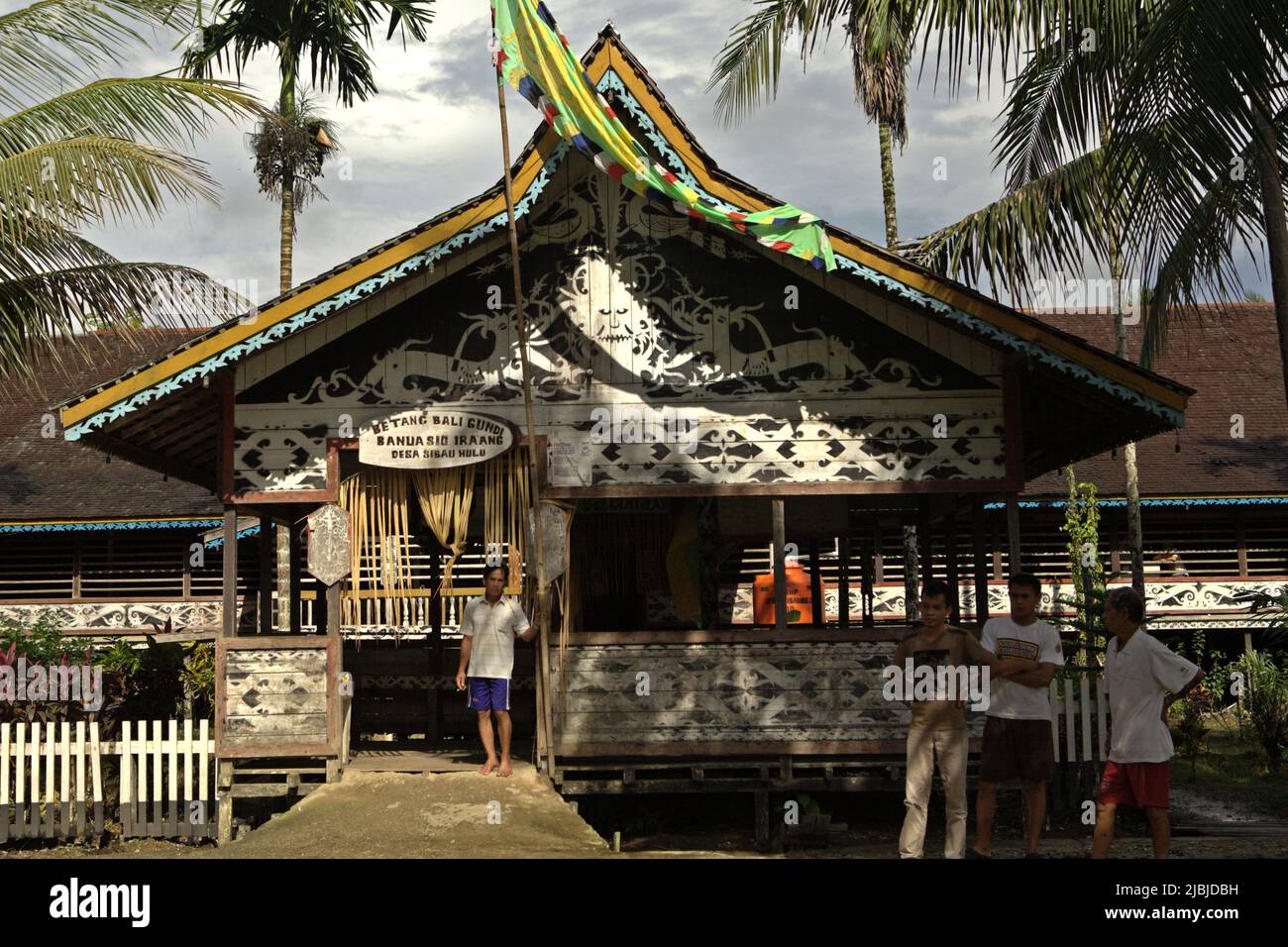 Dayak Taman Longhouse High Resolution Stock Photography and Images - Alamy