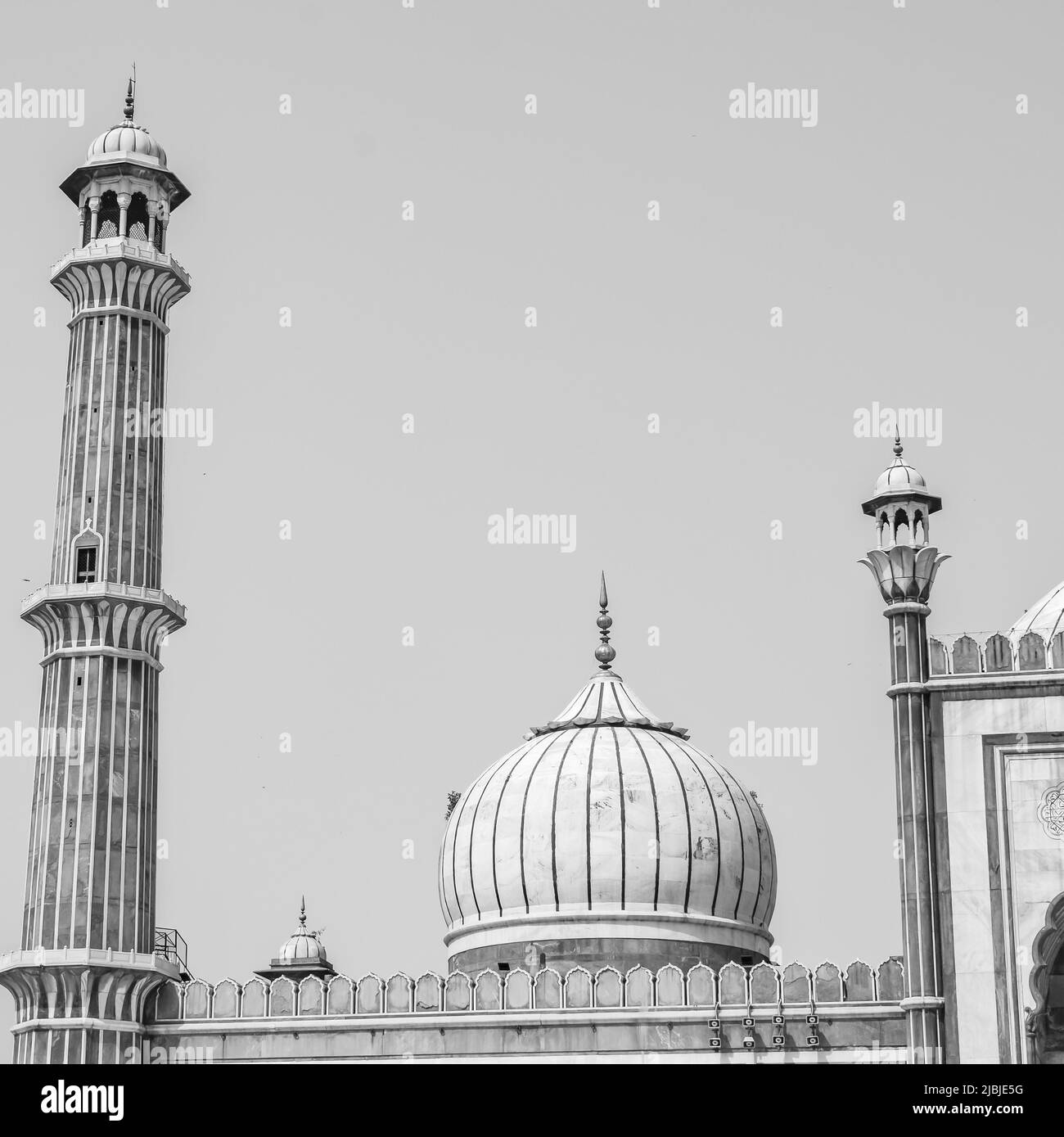 The Spectacular Architecture Of The Great Friday Mosque Jama Masjid