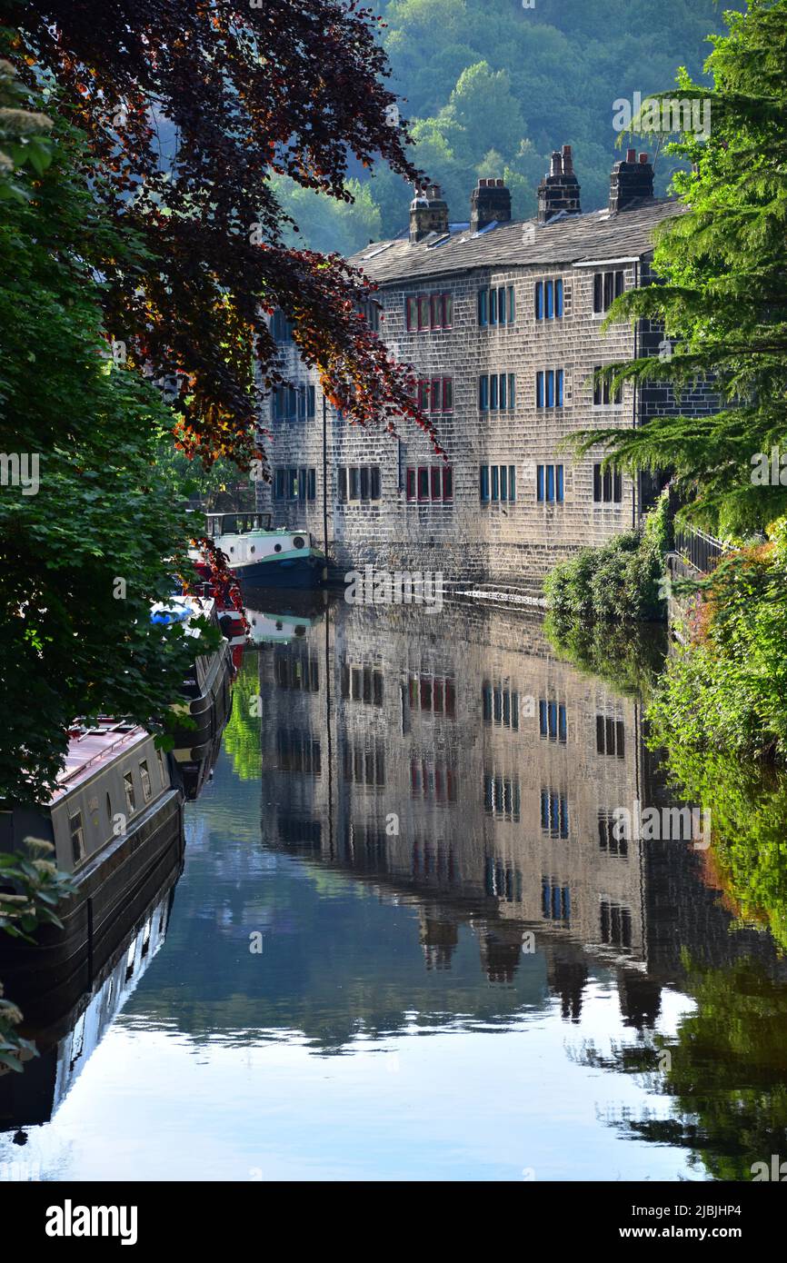 Rochdale Canal, Hebden Bridge Stock Photo - Alamy