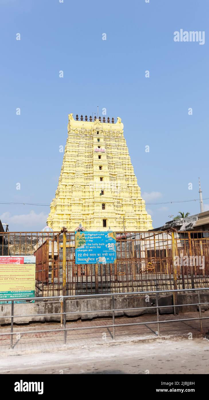Rameshwaram temple hi-res stock photography and images - Alamy