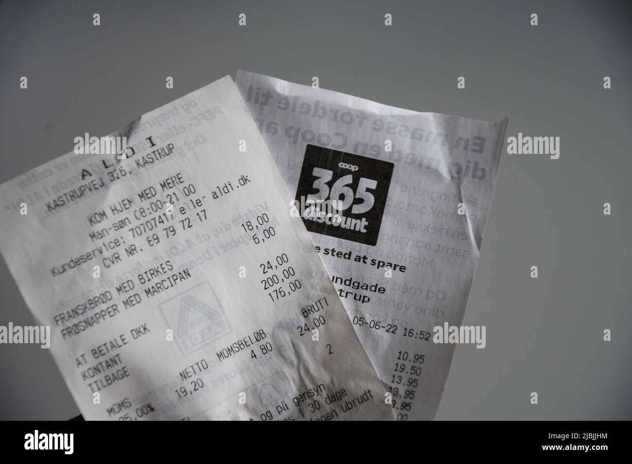 Grocery receip hi-res stock photography and images - Alamy