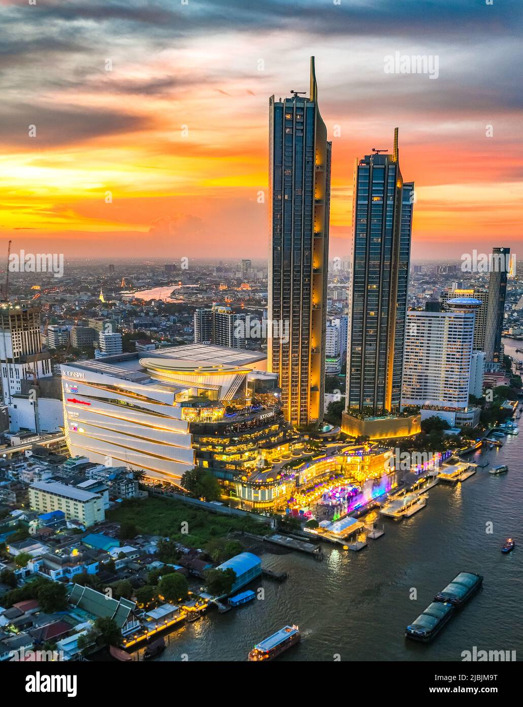 Aerial view of Icon Siam water front building in downtown Bangkok ...