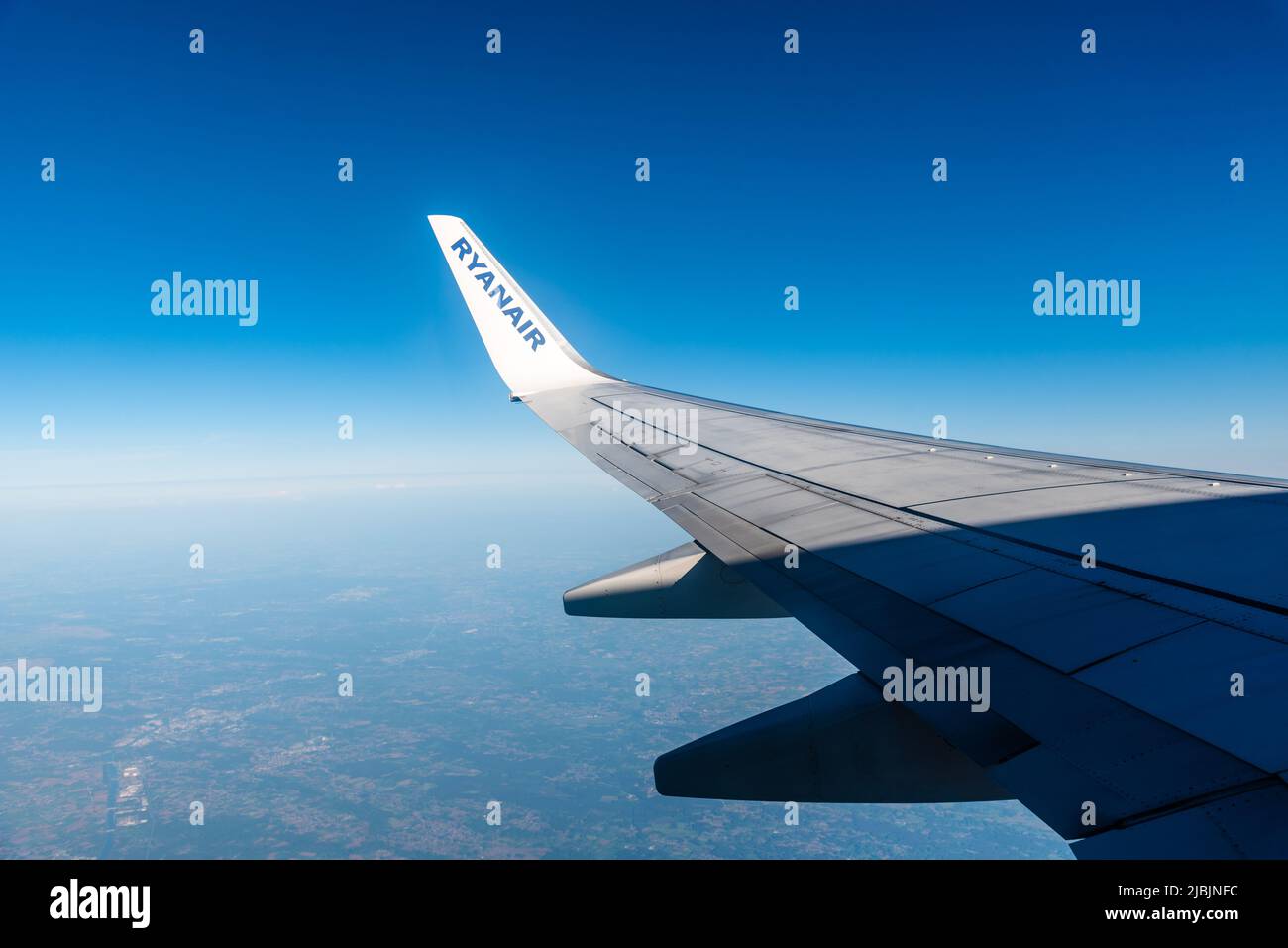 Eindhoven, Netherlands - May 9, 2022: Ryanair Boeing 737-800 wing. Mid ...