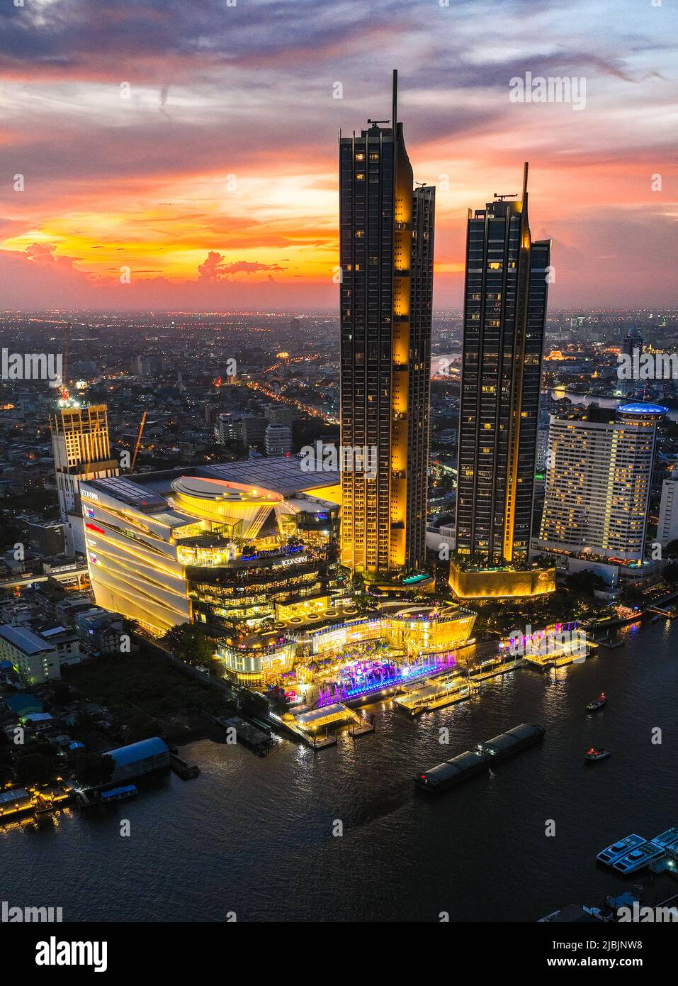 Aerial view of Icon Siam water front building in downtown Bangkok ...
