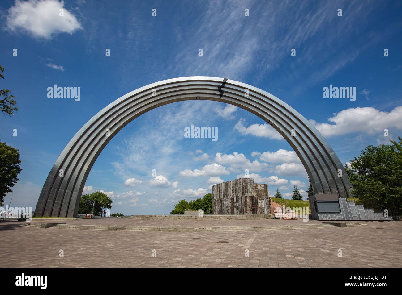 Friendship nations arch in hi-res stock photography and images - Alamy