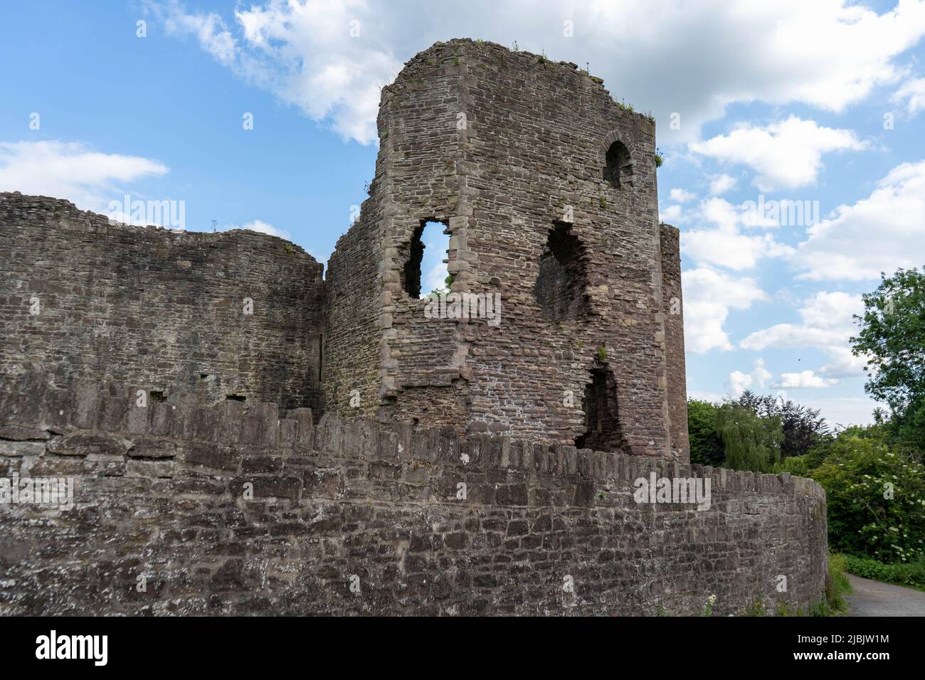 Abergavenny castle hi-res stock photography and images - Alamy