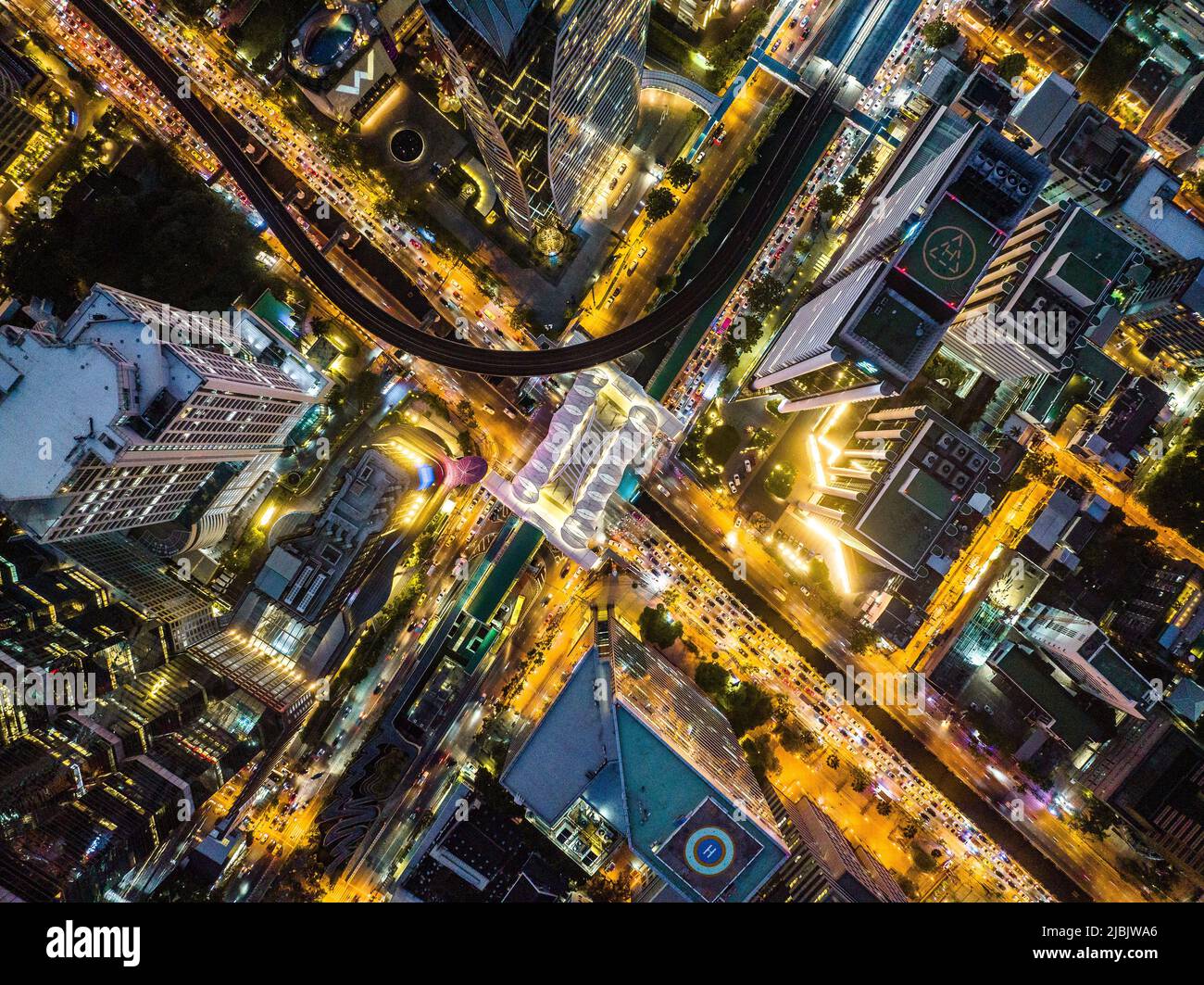 Aerial view of Skywalk Chong Nonsi Bridge in Sathorn, business district ...