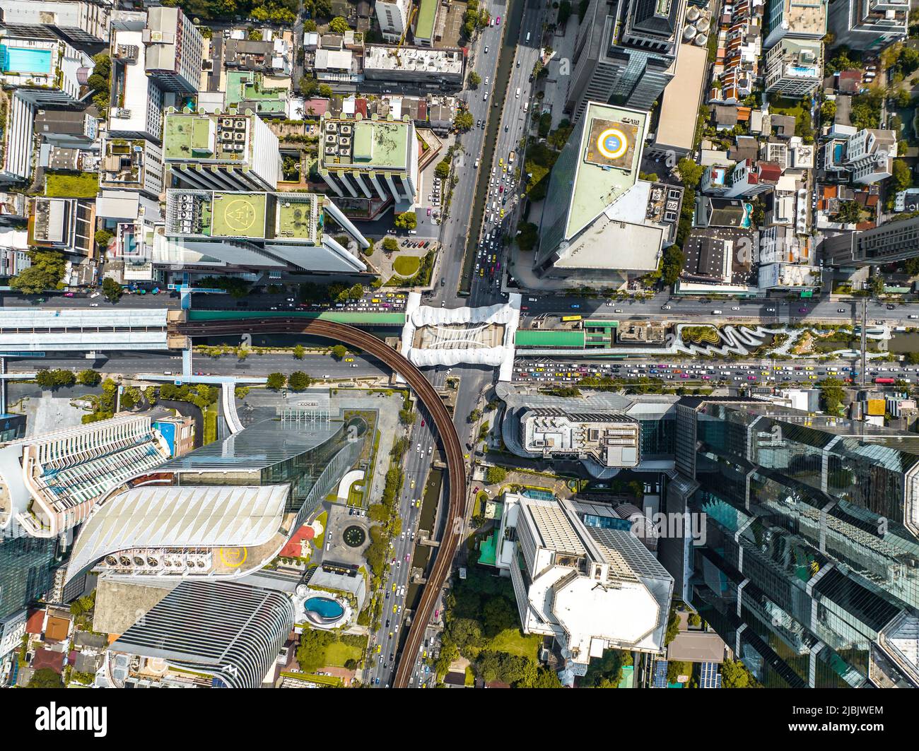 Aerial view of Skywalk Chong Nonsi Bridge in Sathorn, business district ...