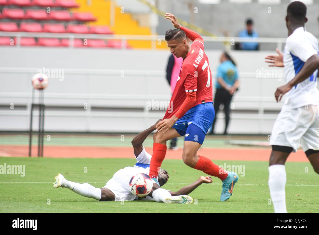 SAN JOSE, Costa Rica: Costa rican striker Anthony Contreras in action ...
