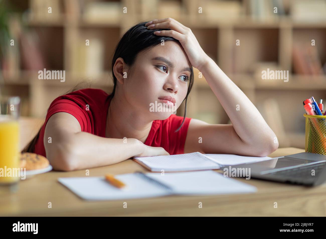 Boring meeting hi-res stock photography and images - Alamy