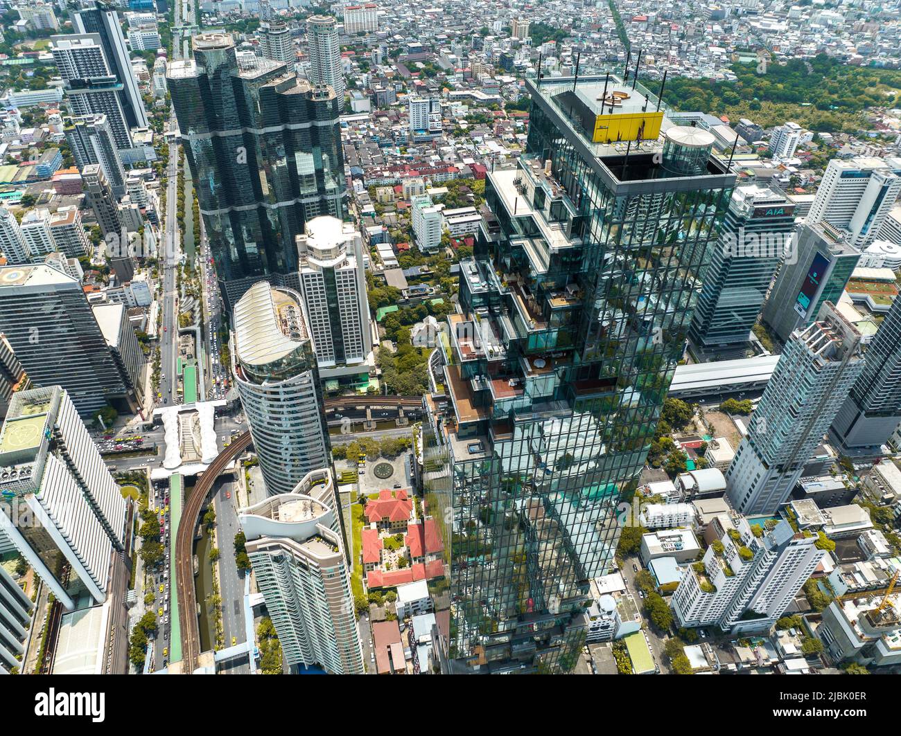 Aerial view of Skywalk Chong Nonsi Bridge in Sathorn, business district ...