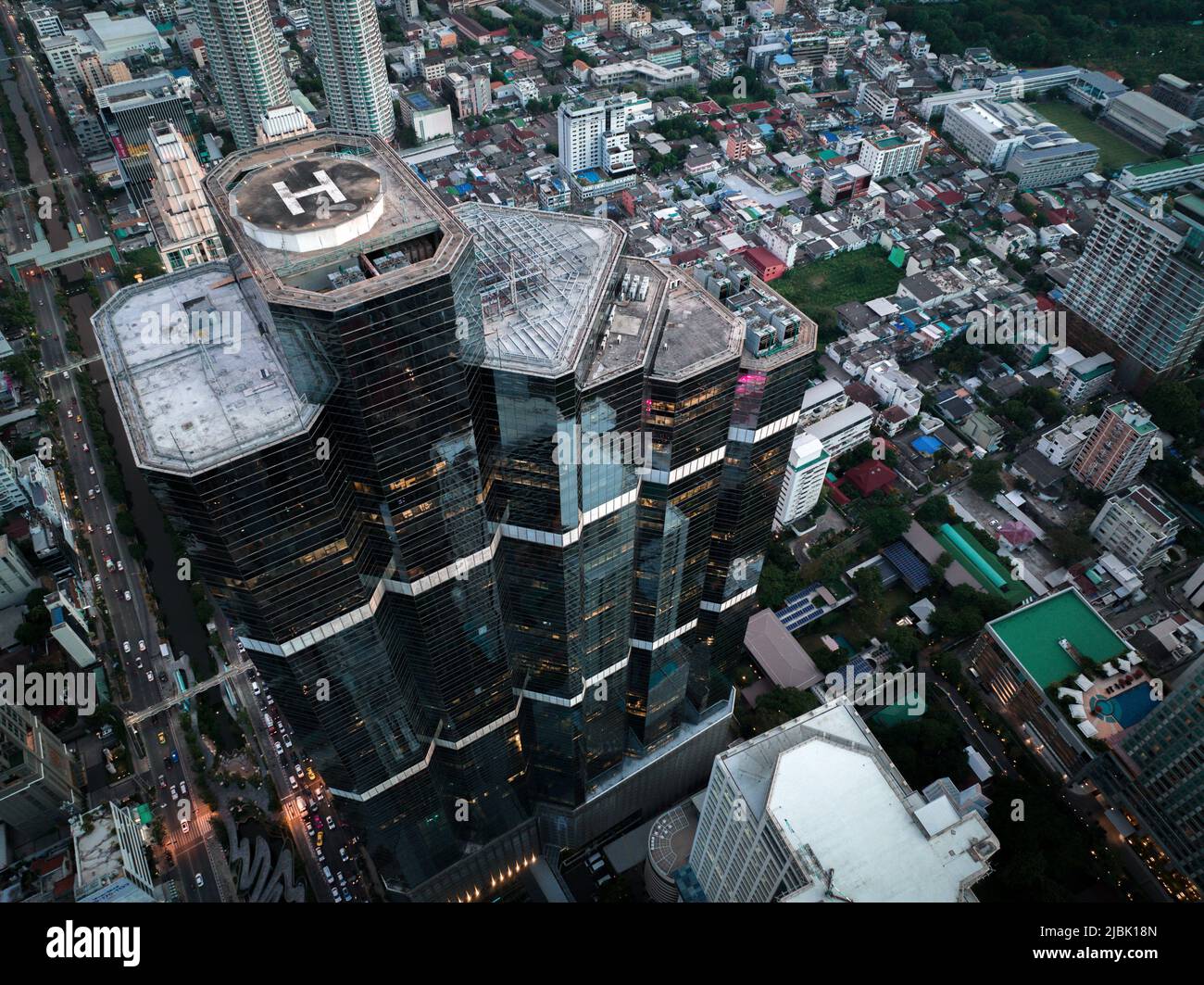 Aerial view of Skywalk Chong Nonsi Bridge in Sathorn, business district ...