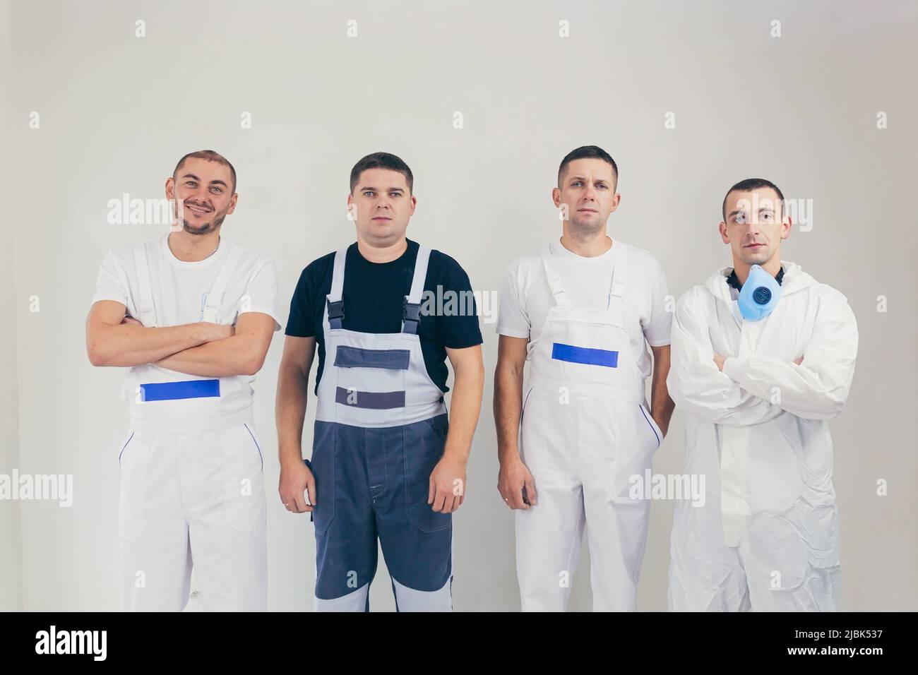 Team construction workers four hi-res stock photography and images - Alamy