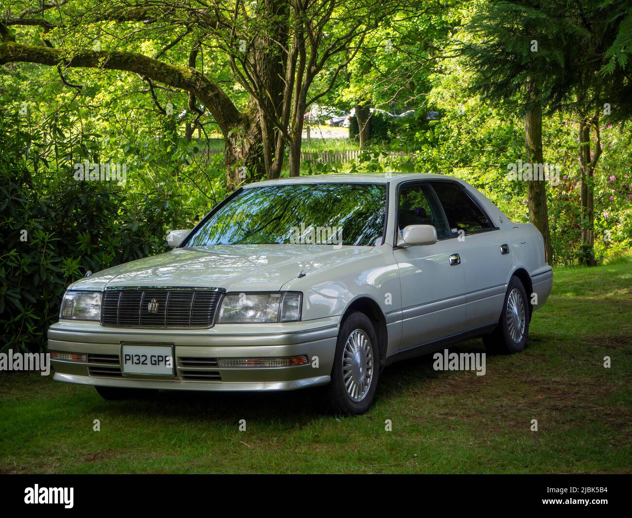 Car canopy hi-res stock photography and images - Alamy