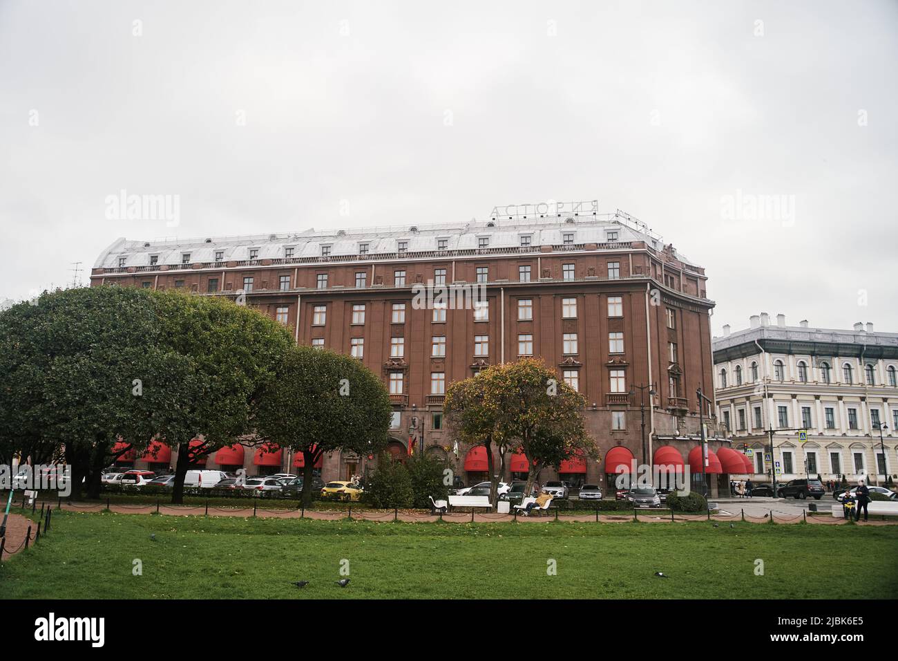 St petersburg russia palace hotel hi-res stock photography and images ...