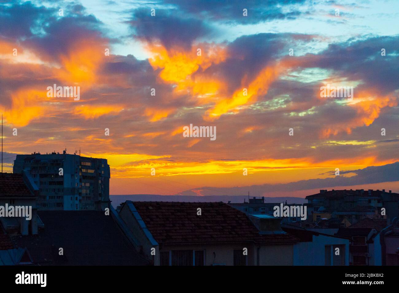 Residential district cloudy sunrise hi-res stock photography and images ...