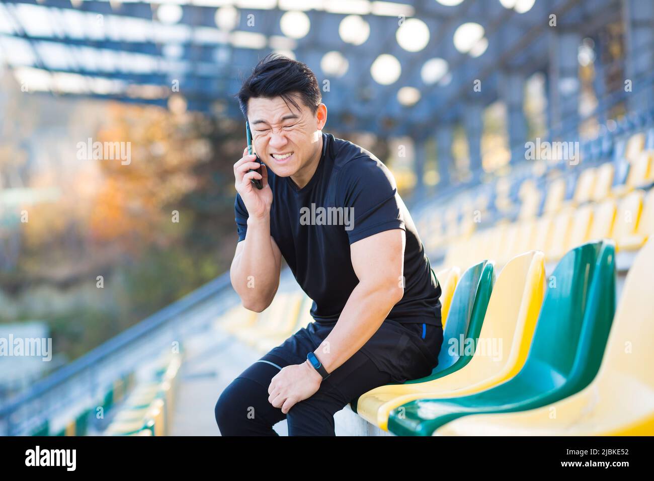 Chinese doctor leg hi-res stock photography and images - Alamy