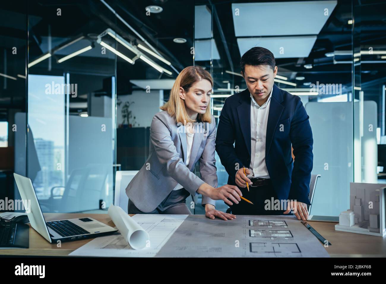 professional architect designer structural engineer team colleagues ...