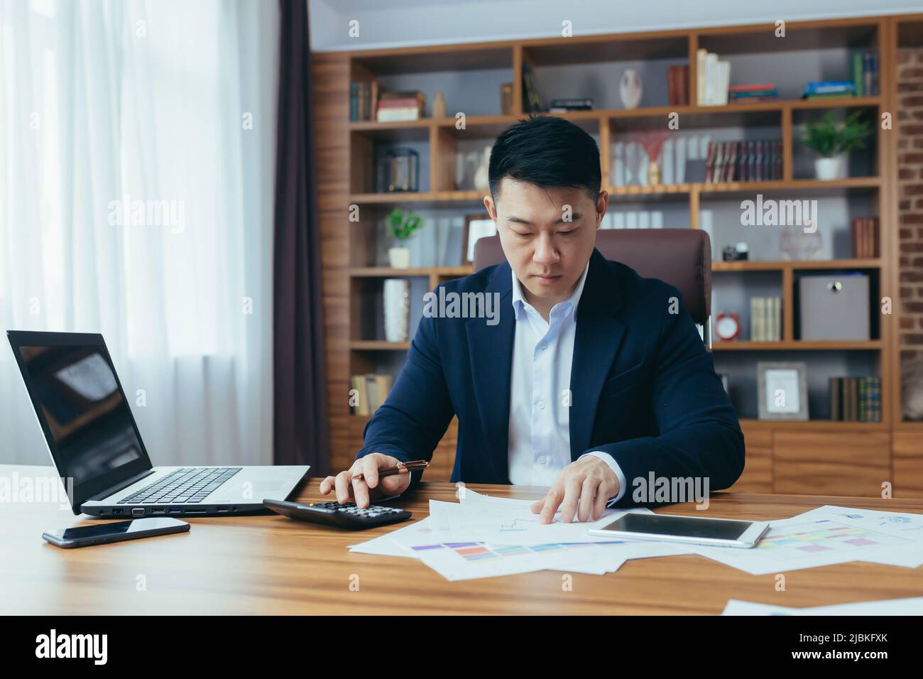 Occupation auditor hi-res stock photography and images - Alamy