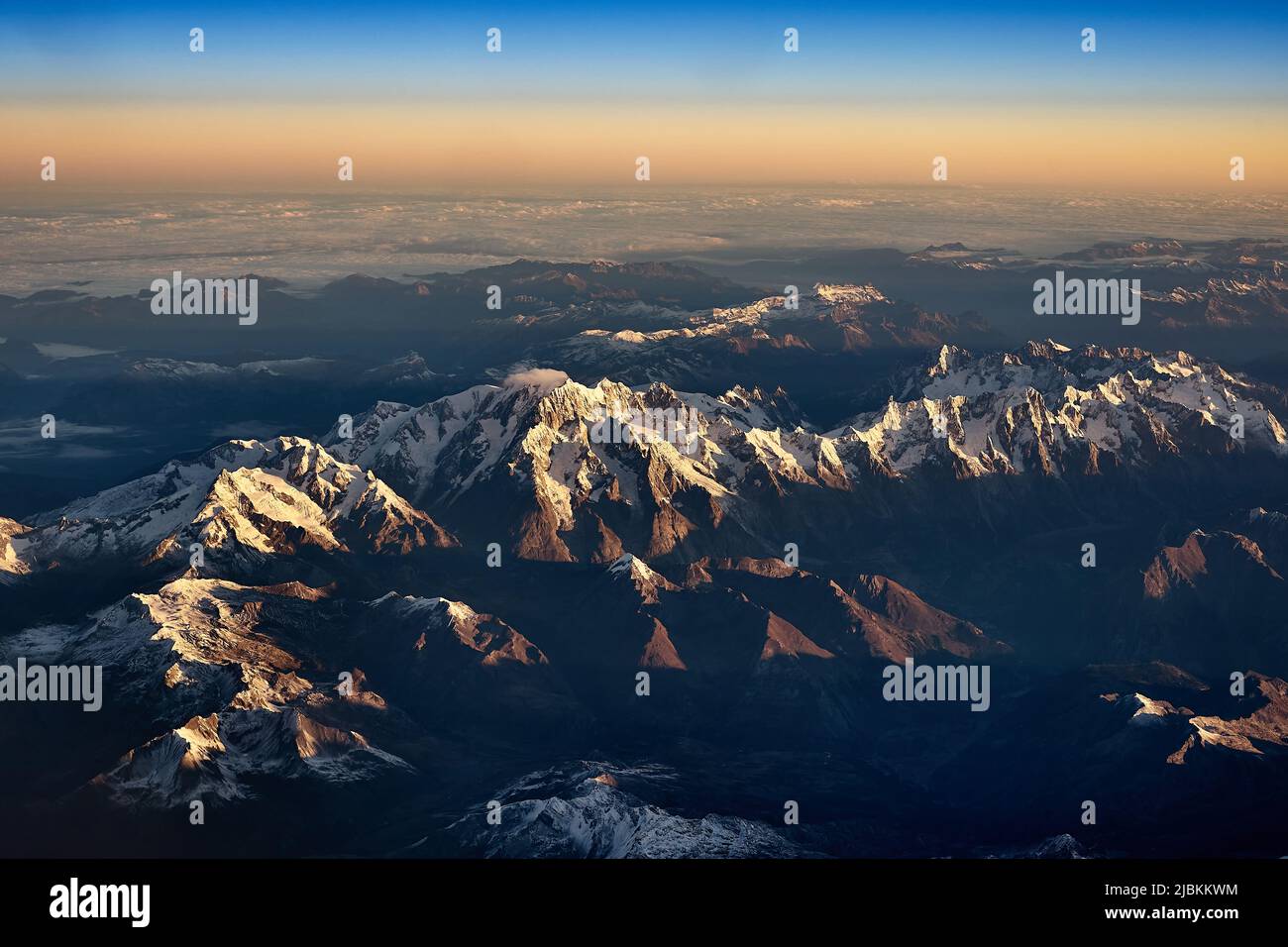 Mont blanc shadow hi-res stock photography and images - Alamy