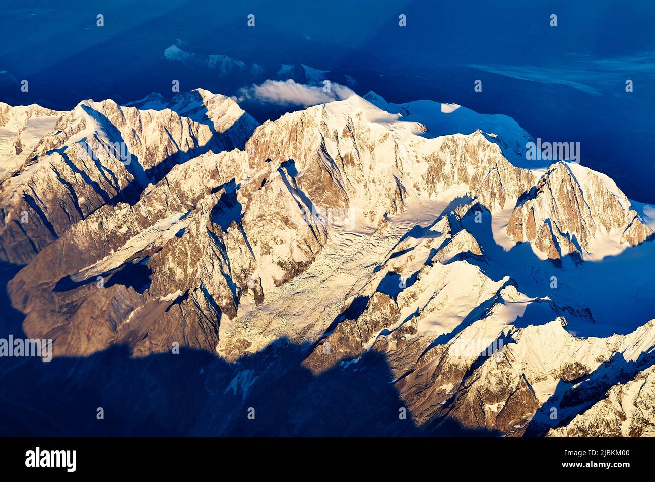 Aerial view mont blanc mountain hi-res stock photography and images - Alamy