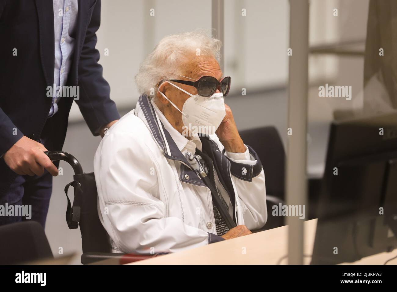Itzehoe, Germany. 07th June, 2022. The 97-year-old defendant Irmgard F ...