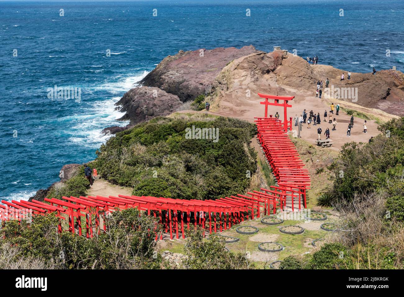Tori gates, Motonosumi Shrine, Nagato, Yamaguchi, Japan Stock Photo - Alamy