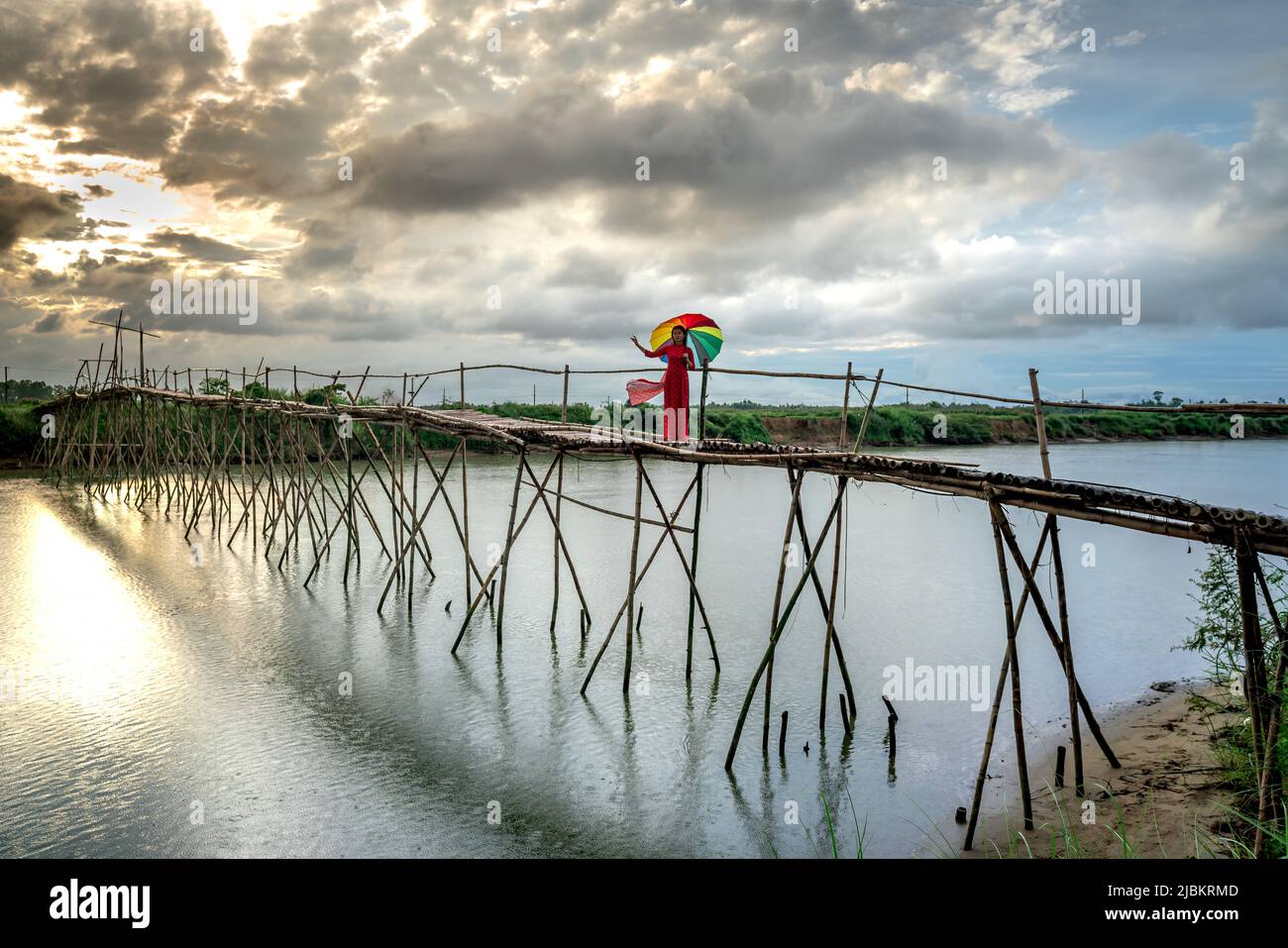Vietnam bamboo footbridge hi-res stock photography and images - Alamy