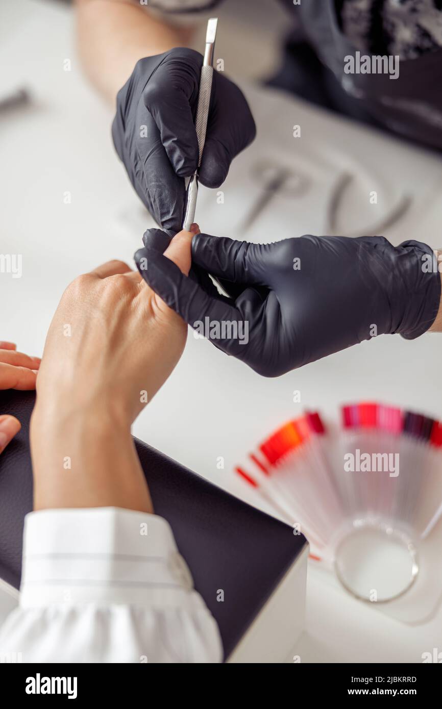 Client in salon hi-res stock photography and images - Alamy