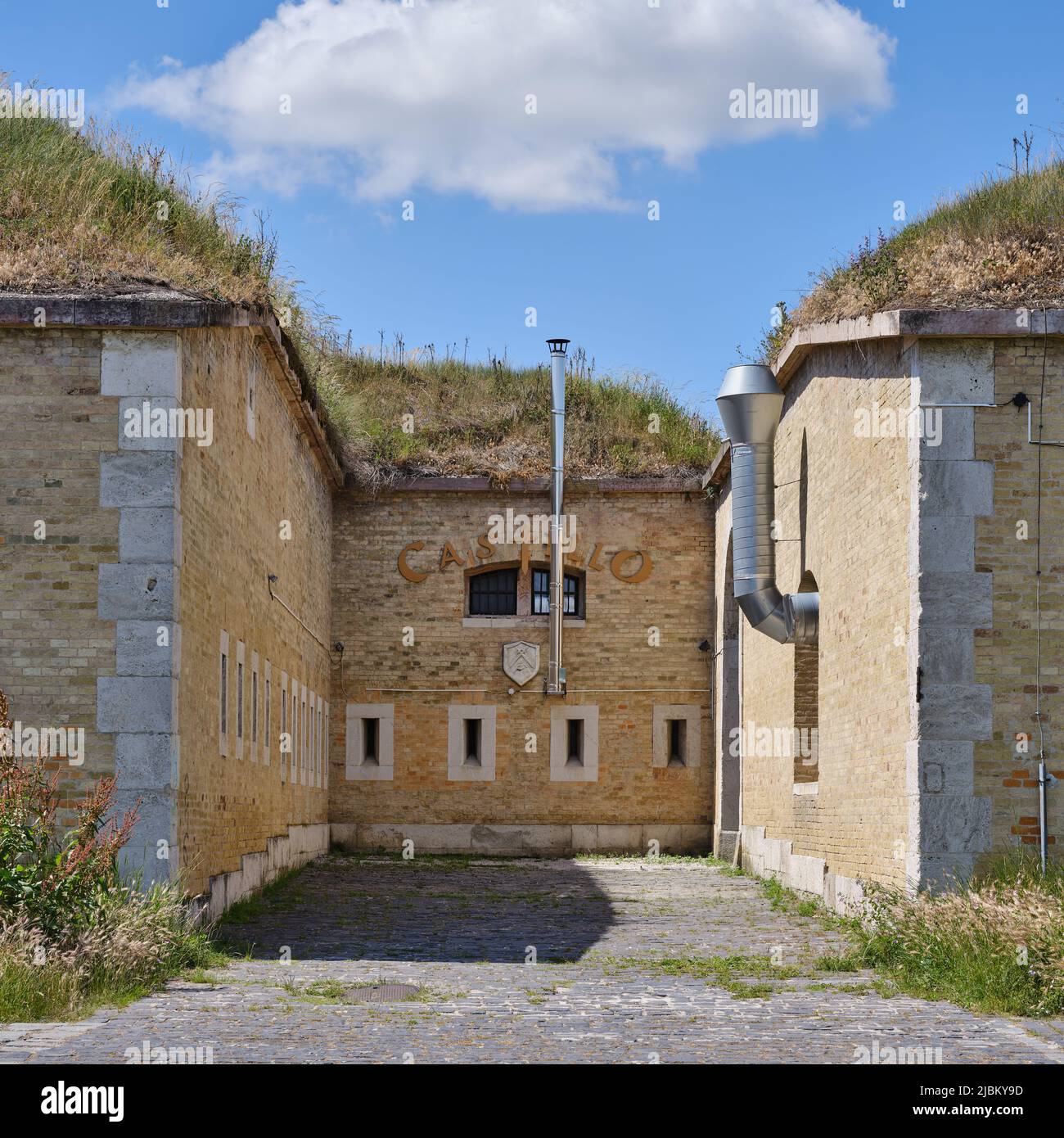 The semicircular fortification line surrounding Komárno was built in ...