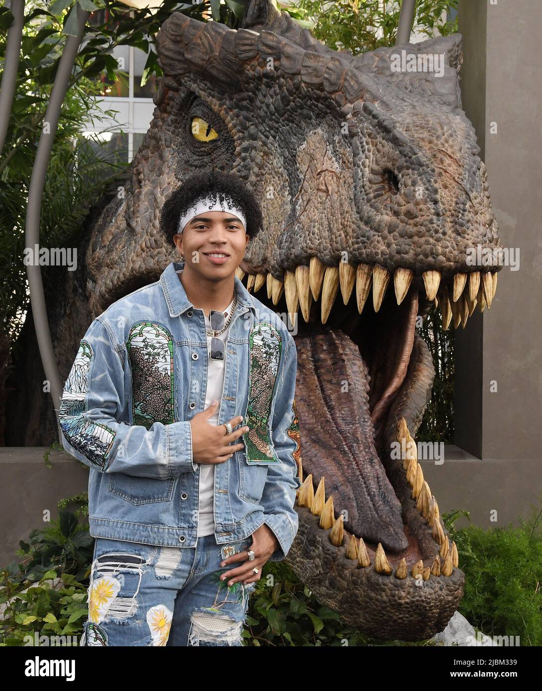 Los Angeles, USA. 06th June, 2022. La'Ron Hines arrives at the ...