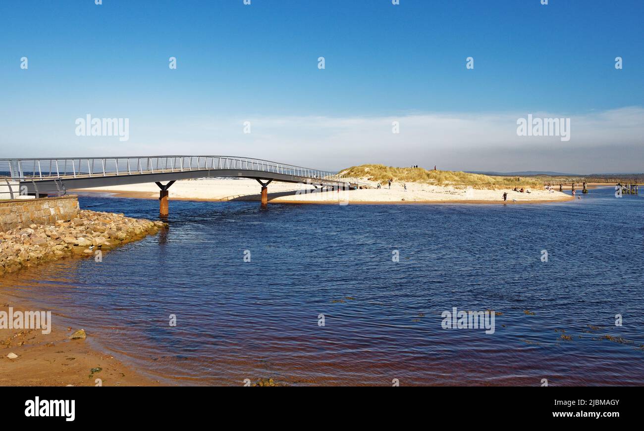 LOSSIEMOUTH MORAY SCOTLAND THE NEW BRIDGE OVER THE RIVER LOSSIE LINKING ...