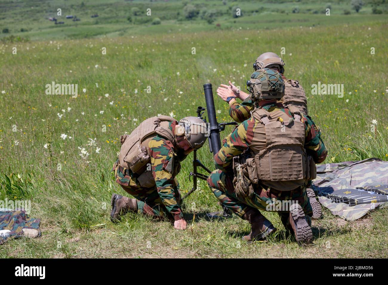 Illustration picture shows a visit of the Belgian Defence Minister to ...