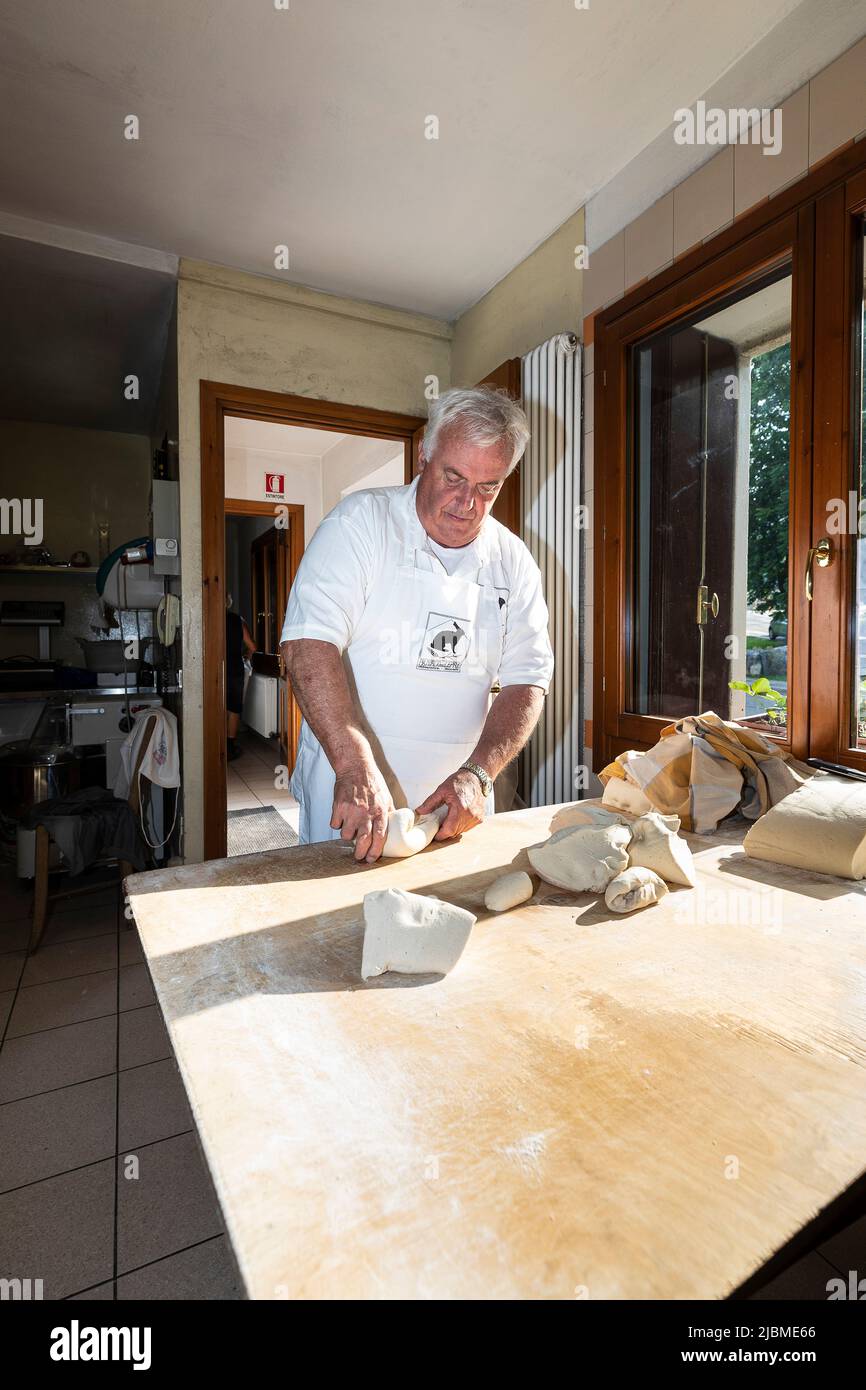 Italy Veneto Monte Grappa - Loc. Lepre Panificio del Lepre - The bread ...