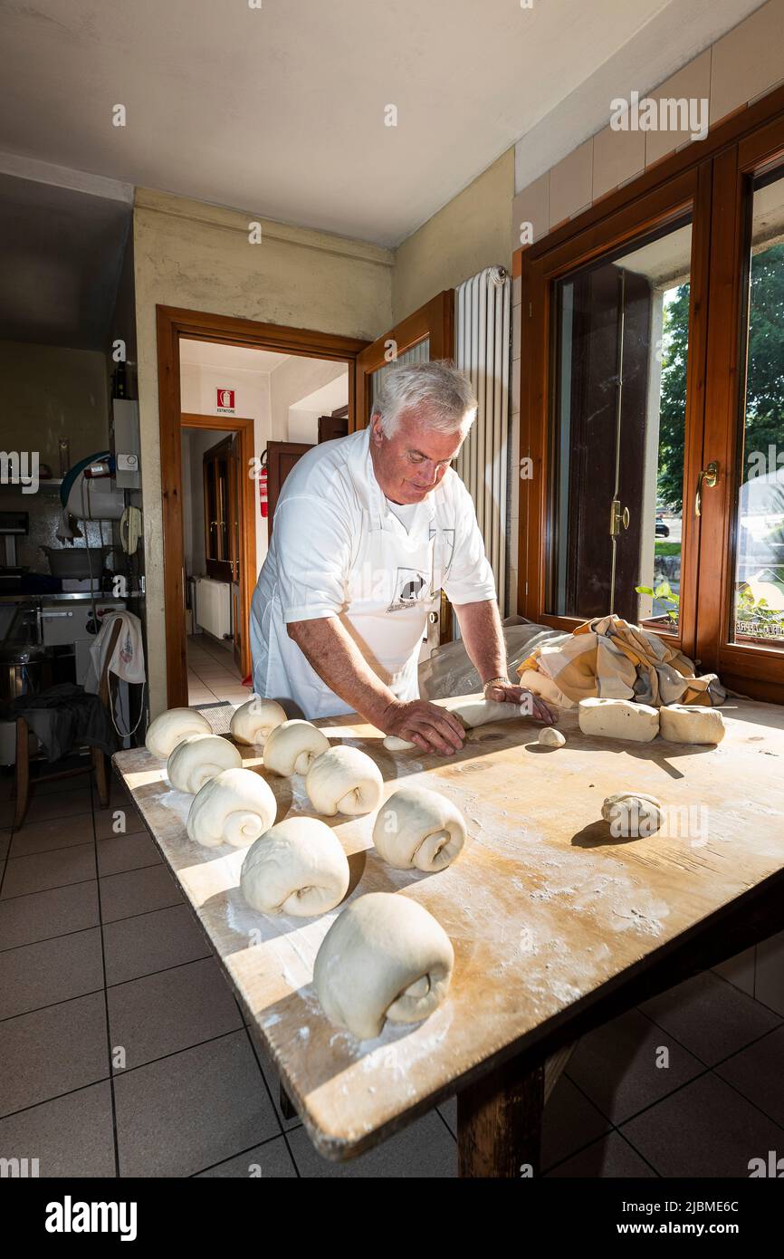 A legna hi-res stock photography and images - Alamy